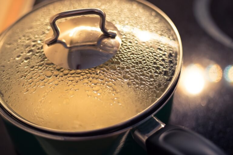 The Basics of Boiling, Steaming, and Simmering: What’s the Difference ...
